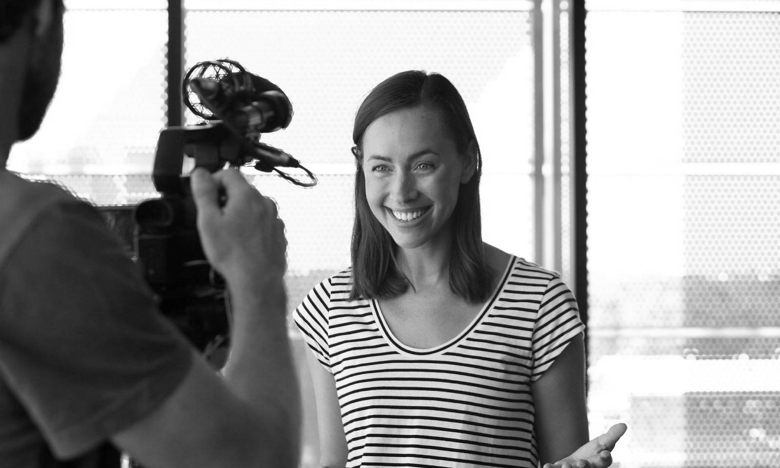 TV Presenting Essentials - NIDA OPEN